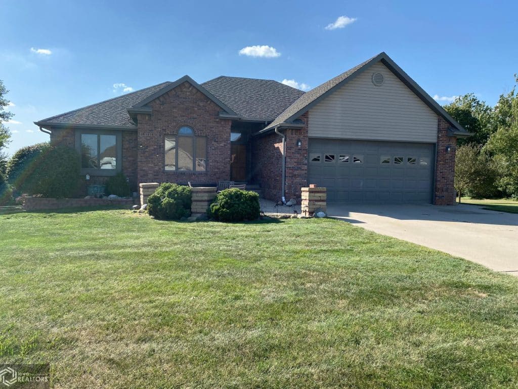 1090 Ridge Lane | Osborn Realty